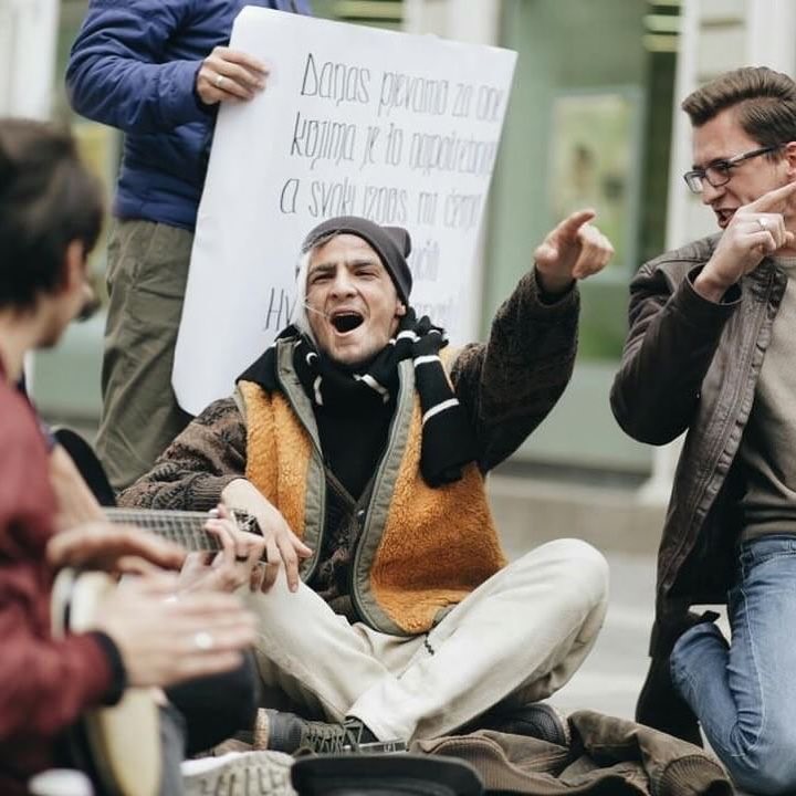 Emir Aličković, frontmen Lapsus banda: Volim direktne djevojke, a ne ...