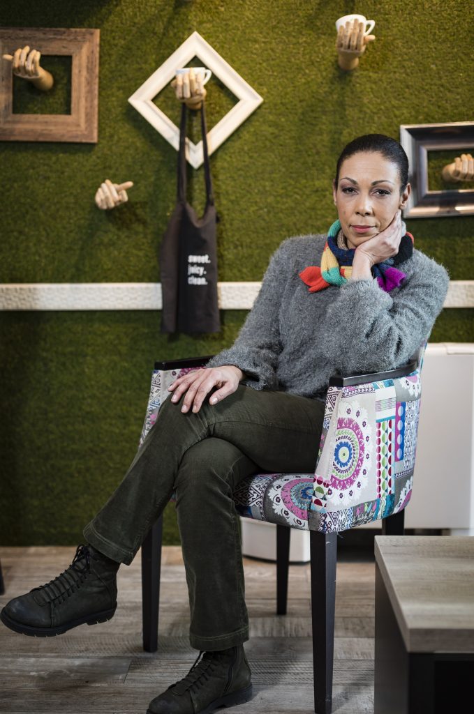 Anne Marie Alves Ćurčić: Nakon samoubistva kćerke prvi put govori za Azru