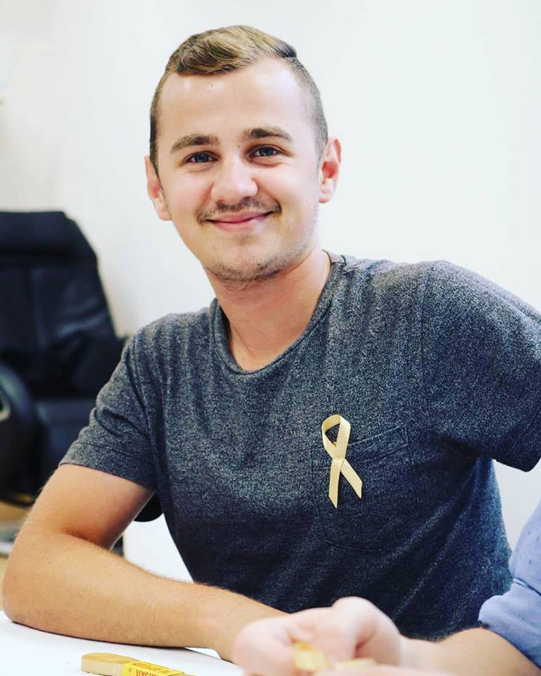 Fuad Halilović: Nakon što je pobijedio leukemiju, izrađuje perike ...